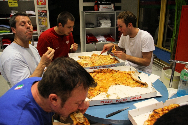 Schönheitskur für ATHENA FITNESSPARK Solothurn - Teppich wird erneuert ...