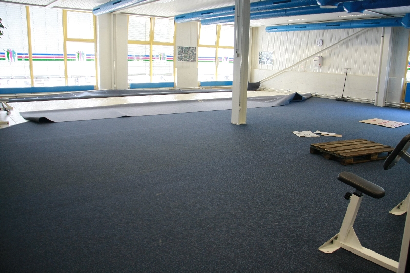 Schönheitskur für ATHENA FITNESSPARK Solothurn - Teppich wird erneuert ...